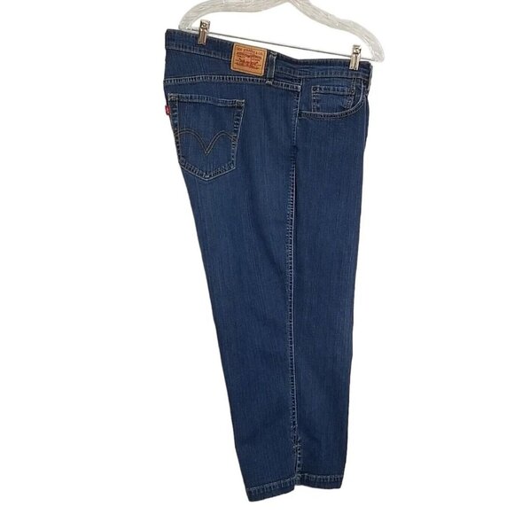 Levi's | Jeans | Levis Jean Capri Womens Plus Size 24 Classic Stretch ...
